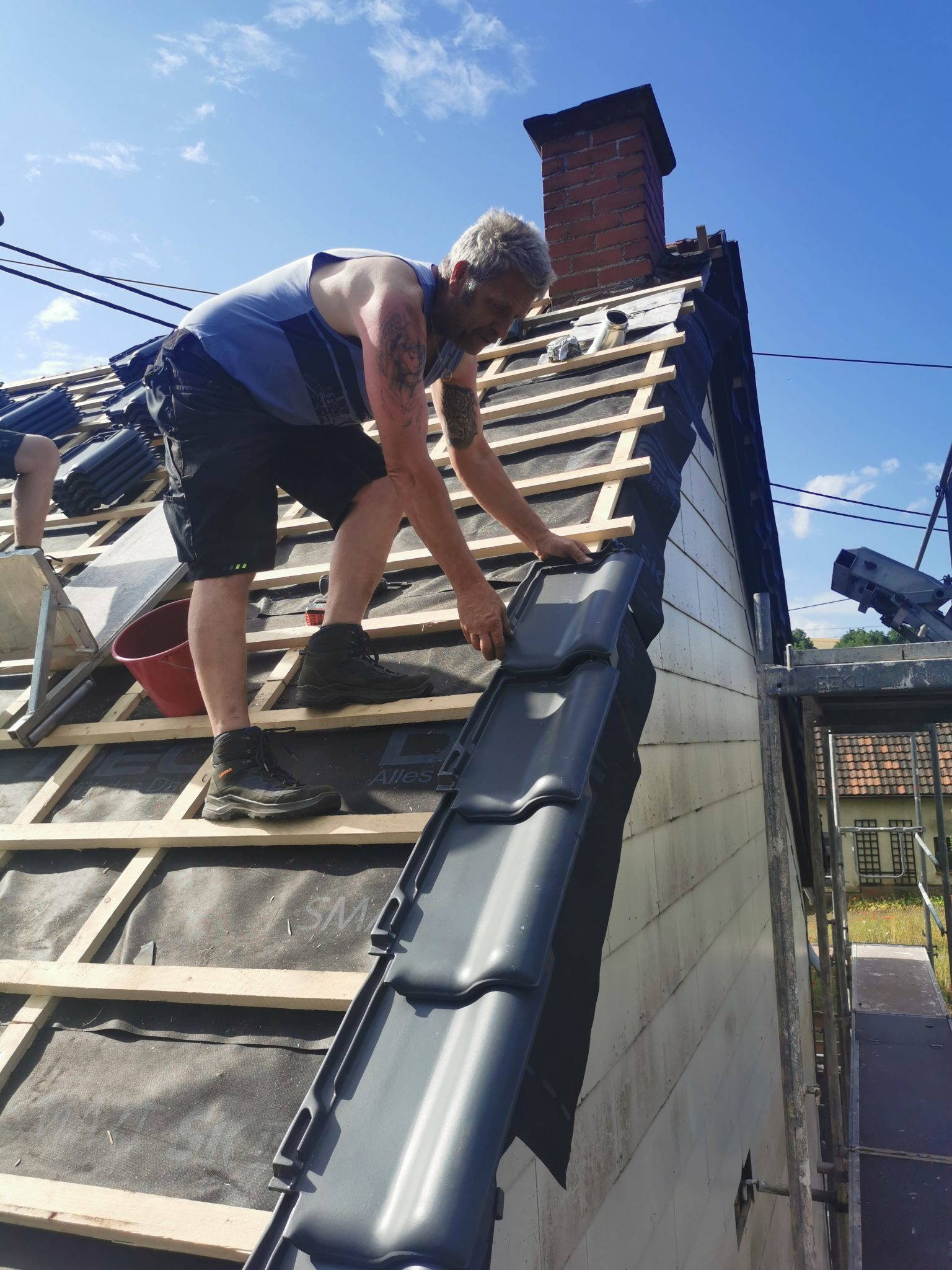 Dach selbst decken - Roof Design "Dächer aus eigener Hand" Eifel