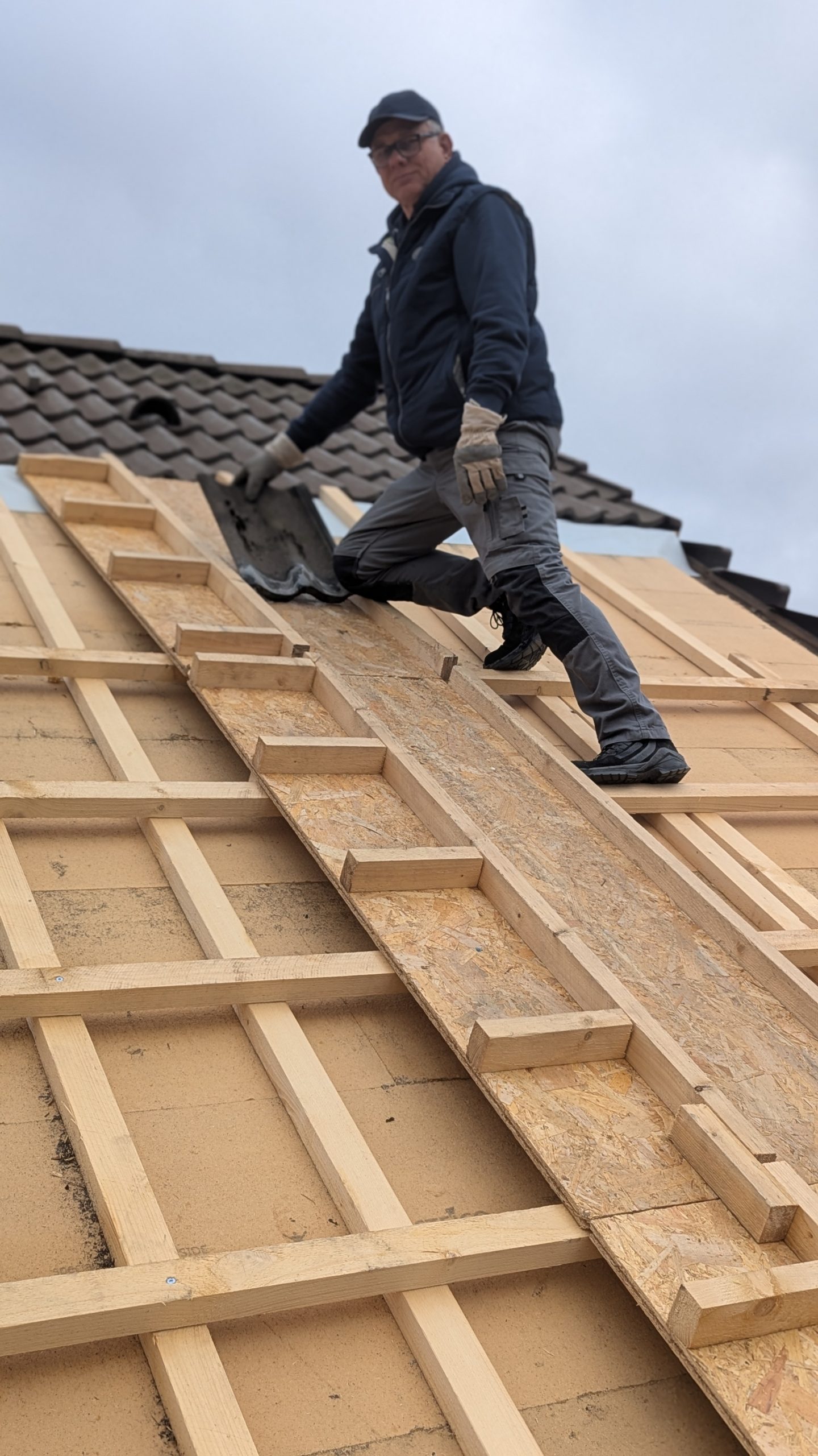 Dach selbst decken - Roof Design "Dächer aus eigener Hand" Eifel